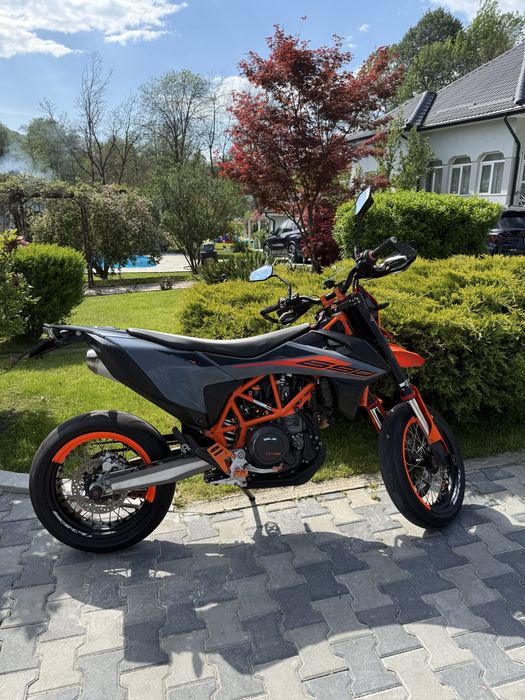 KTM 690 SMC R Supermoto Ramnicu Valcea • OLX.ro