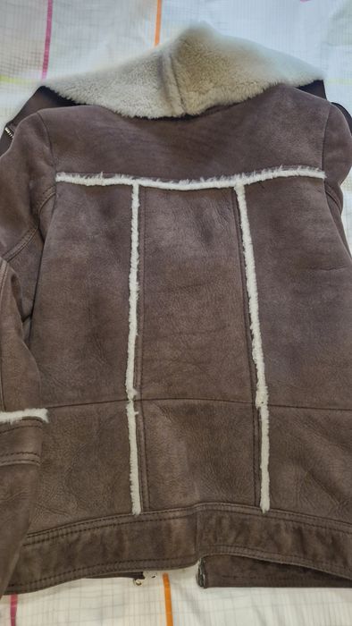 Cojoc Guess blana naturala Drumul Carului • OLX.ro