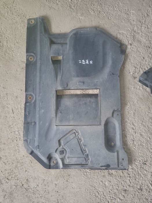 Scut cutie bmw x1 e84 xdrive Bucuresti Sectorul 5 • OLX.ro