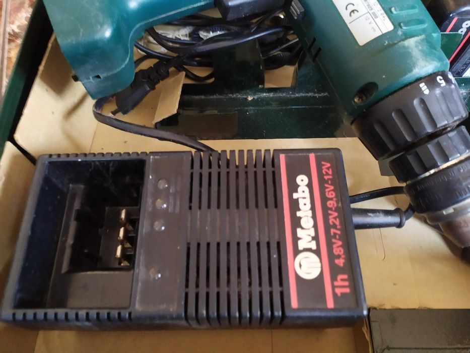 Bormasina / Filetanta Metabo / incarcator / cutie metal Craiova • OLX.ro