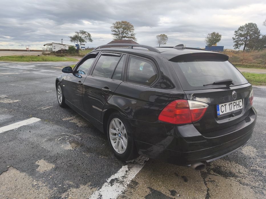 BMW E91 2.0 diesel Mangalia • OLX.ro