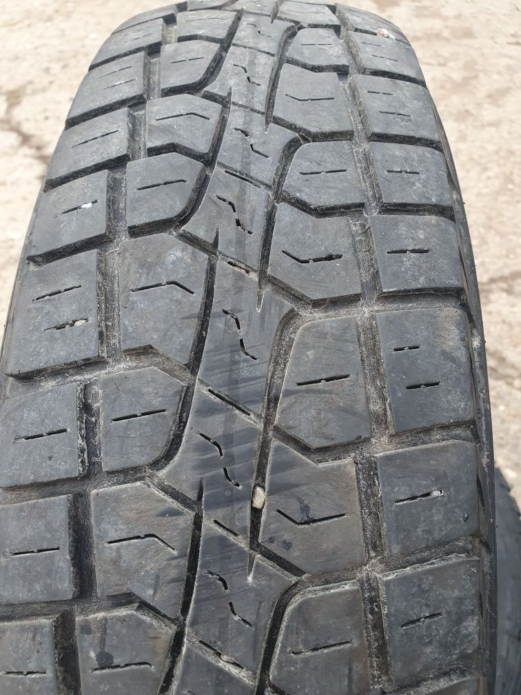 2бр.зимни гуми за Лада Нива 185/75/16 PIRELLI грайфер5- 6мм гр. София ...