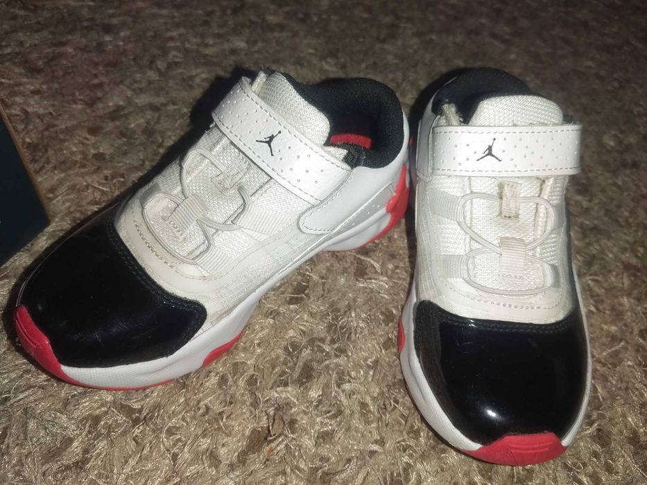 Adidasi Nike Jordan Craiova • OLX.ro