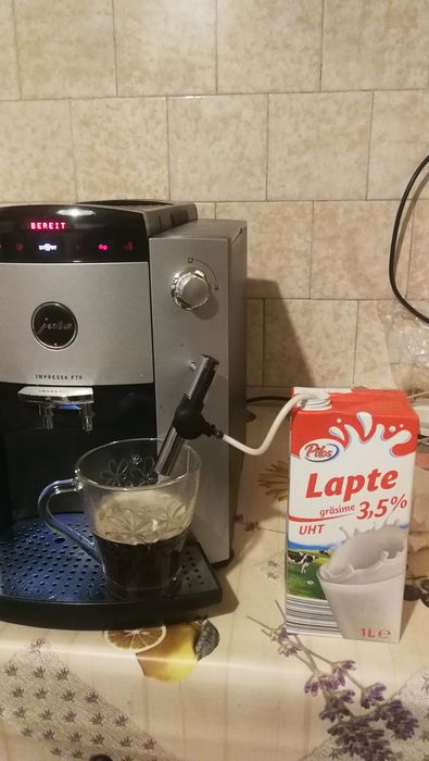 Expresor,Espressor cafea Jura F70 cu funcție spumare lapte Sibiu • OLX.ro