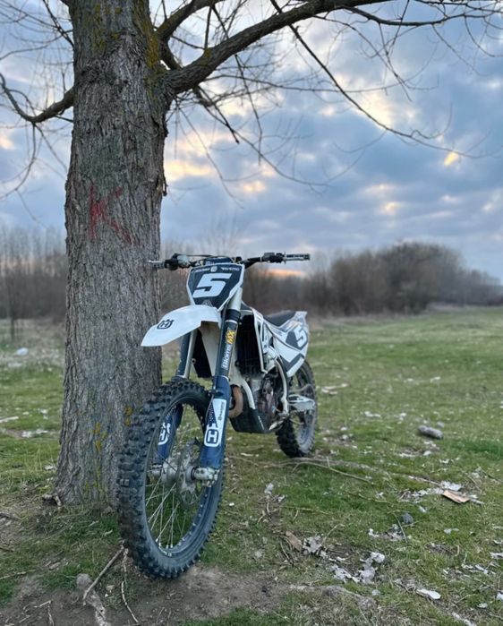 Husqvarna 250 cc с. Черганово • OLX.bg