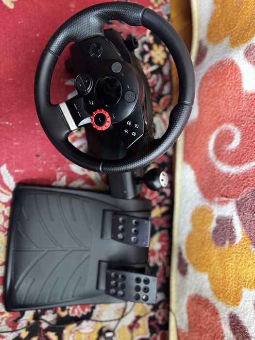 Logitech driving force gt гр. Кърджали Студен кладенец • OLX.bg