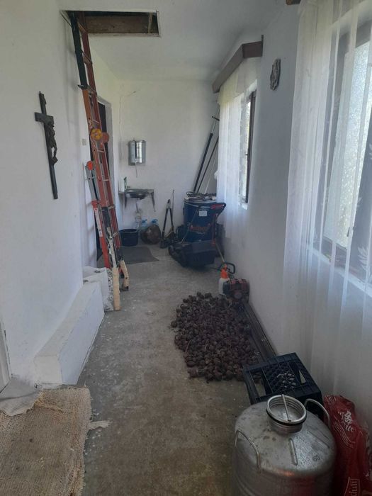 Casa saseasca 50mp utili + 1000 mp curte Lovnic • OLX.ro