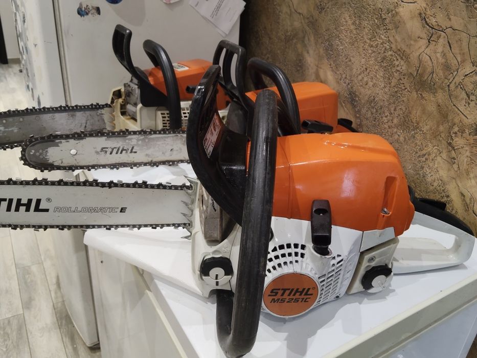 Drujbe Stihl 251,025,și 230 Bucium • OLX.ro