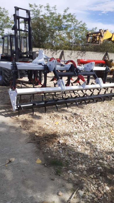 Scarificator agricol EFE Botoroaga • OLX.ro