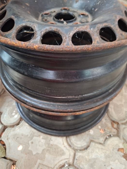 Vand jante din tabla R16 Iasi • OLX.ro