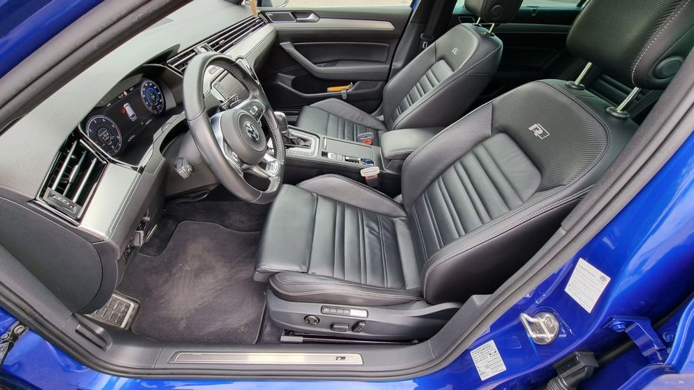 VW Passat B8 R-Line Codlea • OLX.ro