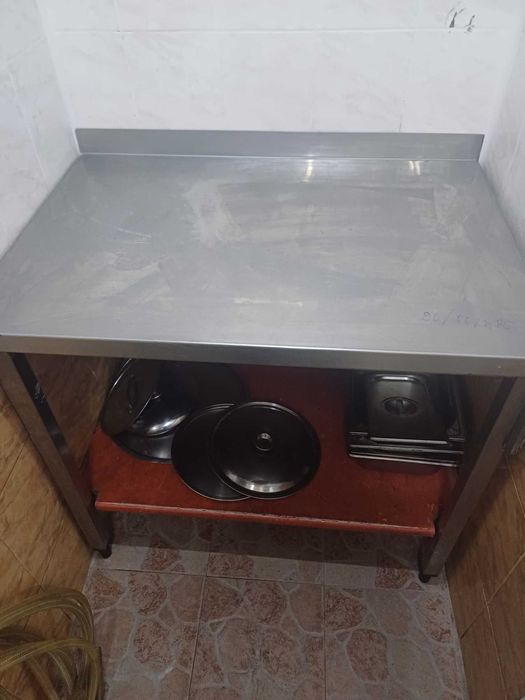 Иноксова маса 120/60 гр. Лом • OLX.bg