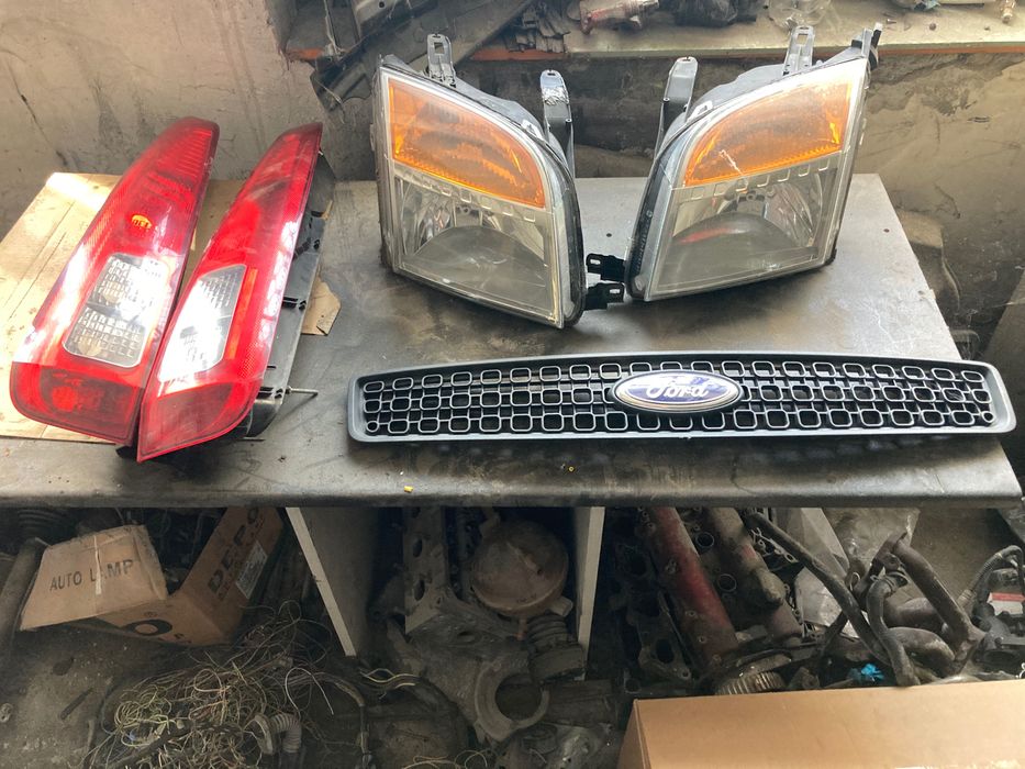 Far Ford Fusion Facelift 2005 - 2012 faruri stopuri stanga dreapta ...