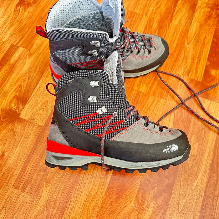 Bocanci Thenorthface verbera lightpacker gtx Bucuresti Sectorul 4 • OLX.ro