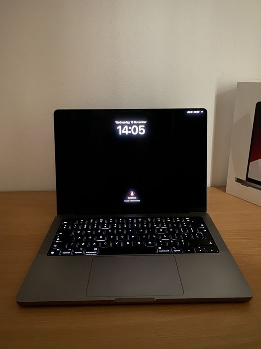 MacBook Pro 14-inch/ Apple M1 Pro Chip / 512gb Hunedoara • OLX.ro