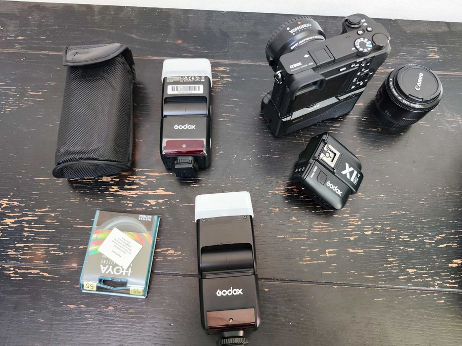 Sony A6600 + blitzuri + trigger godox Bucuresti Sectorul 4 • OLX.ro