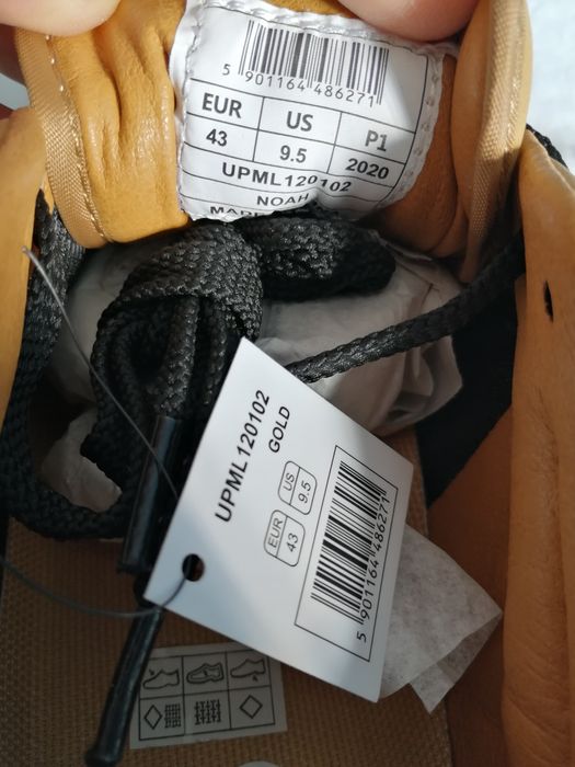 Vând adidas 42, culoare gold Campia Turzii • OLX.ro