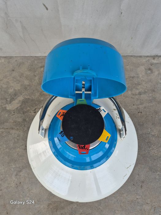 Vând container azot lichid Tebea • OLX.ro