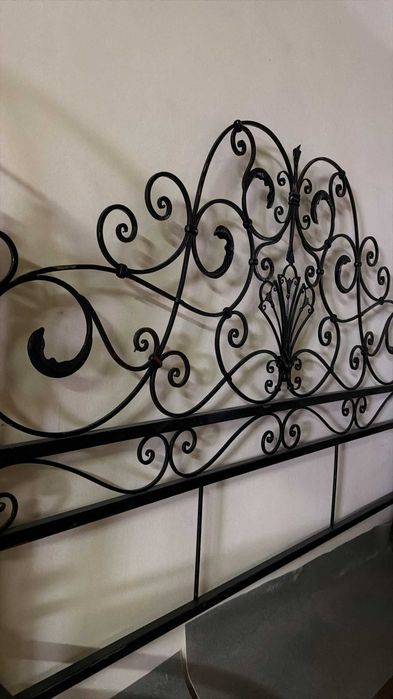 Pat din fier forjat de calitate italiană C 222 Tomesti • OLX.ro