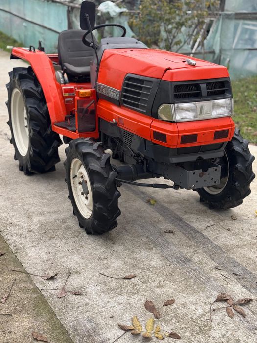 Kubota GL260| tractor japonez 4x4| totul original Alexandria • OLX.ro