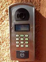 Repar/Instalez Interfoane,videointerfoane la case si blocuri Satu Mare ...