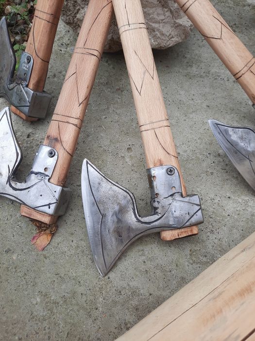 Topor secure pentru bucatarie sau taieri lemne Pitesti • OLX.ro