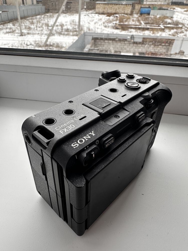 Sony fx30+3 обьектива - Цифровые фотоаппараты Уральск на Olx