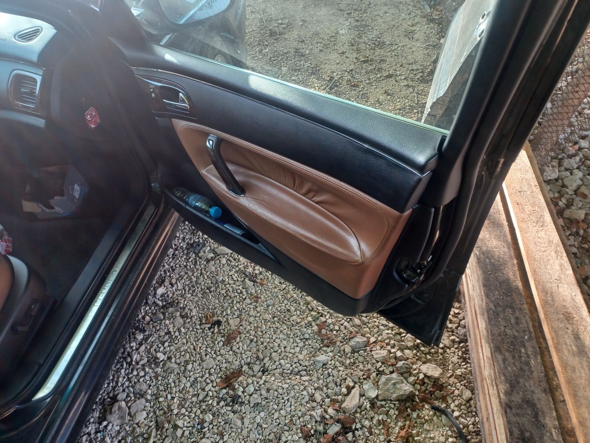 Пежо 607 3.0и на части/pejo 607 3.0i na chasti гр. Червен бряг • OLX.bg