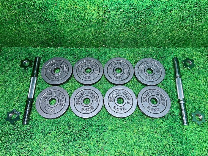 Set gantere cu discuri din fier 25kg 30/31mm Ploiesti • OLX.ro