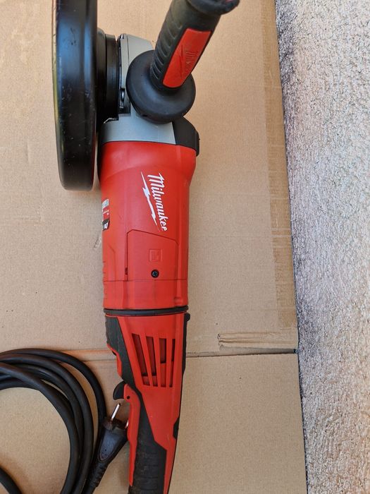 Milwaukee polizor de 2400 W Maureni • OLX.ro