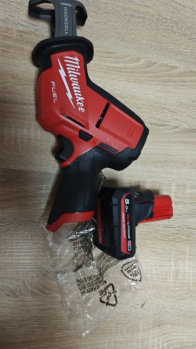 Fierăstrău sabie m12 fuel Carpinis • OLX.ro