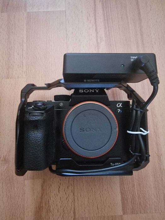 Pachet Rig Camera Sony Foto-Video A7SII 4K +11 Baterii +2 Incarcatoare ...