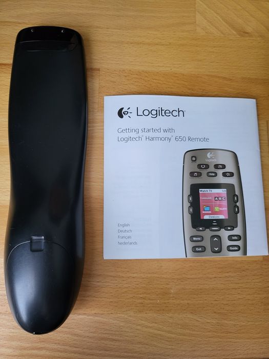 Универсално дистанционно Logitech Harmony 650 с кейс гр. София Изток ...