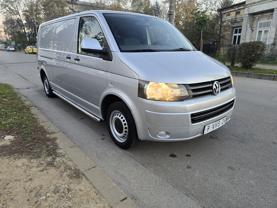 Vw Transporter T5 2.0 TDI An 2011 * Autoutilitara * 3 Locuri * Euro 5 Botosani • OLX.ro