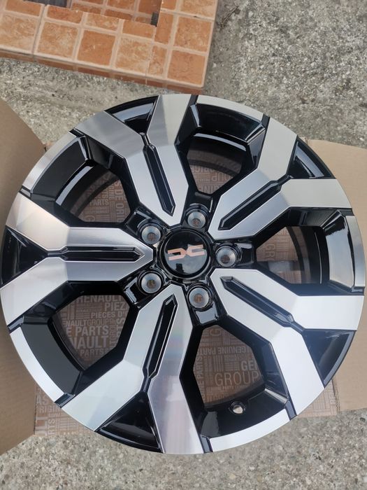 Set 4 Jante Aliaj Dacia Duster Originale model Tergan 17 inch Topoloveni • OLX.ro
