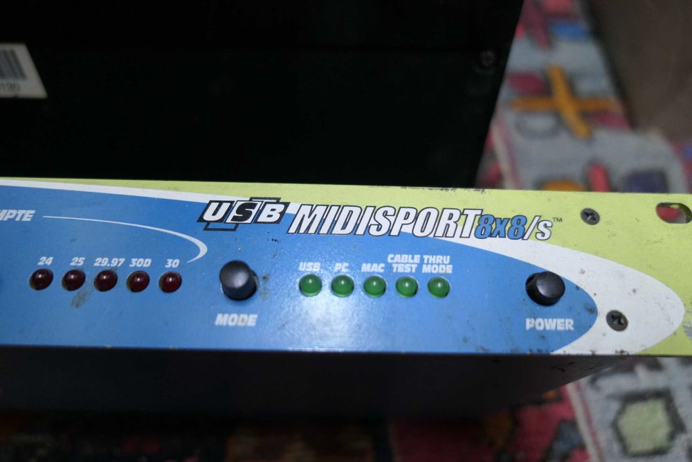 Midisport 8x8s - M-Audio Midisport 8x8s Modul Rack Sunet Bucuresti ...