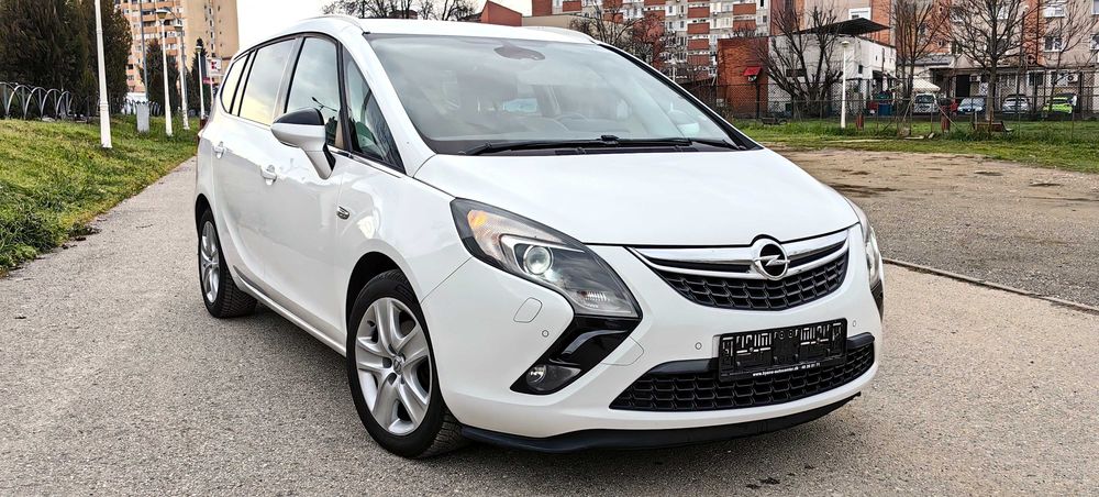 Opel Zafira * Euro6 * BiXenon * 7 locuri * 1.6 Diesel Hunedoara • OLX.ro