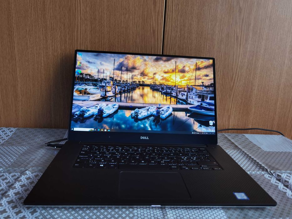 Statie Grafica Ultrabook Dell Precision 5520 15.6" 4k Touch i7 Nvidia ...