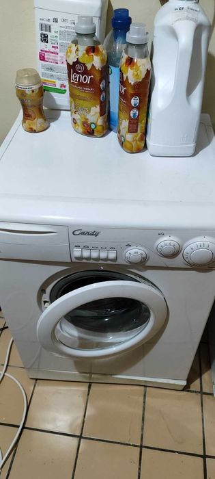 Продавам работеща пералня Candy гр. София Толстой • OLX.bg
