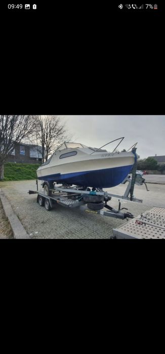 Vand barca Shetland 535 Semicabinata Carcea • OLX.ro
