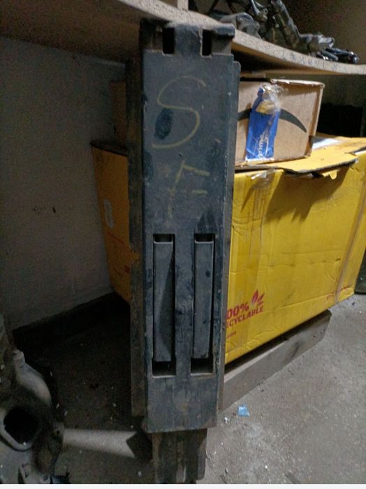 Stâlp detașabil central mijloc pentru bena fixă, accept schimb Moara ...