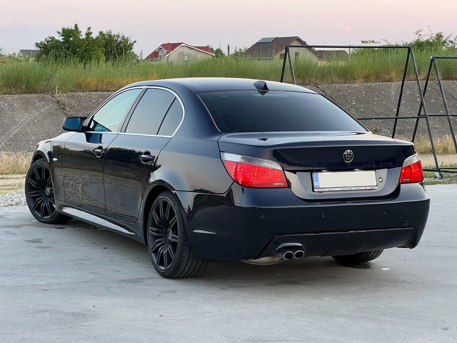 BMW Seria 5 E60/ Automat/ Pachet M/ 525d/ Navi mare/ interior sport ...