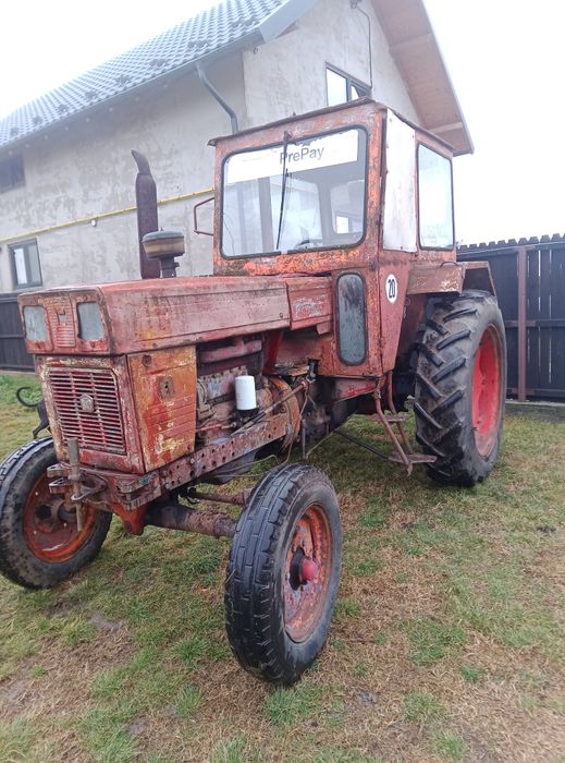Tractor universal 650 Mozacenii-Vale • OLX.ro