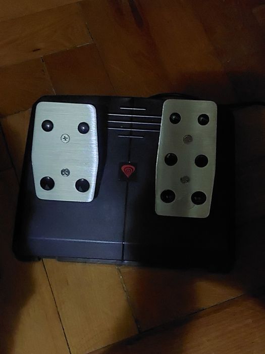 Volan Genesis Seaborg 400 Arad • OLX.ro