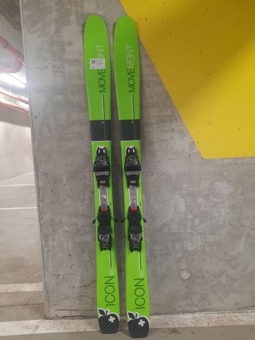 Schiuri Movement 160cm freeride Ilfov Baneasa • OLX.ro