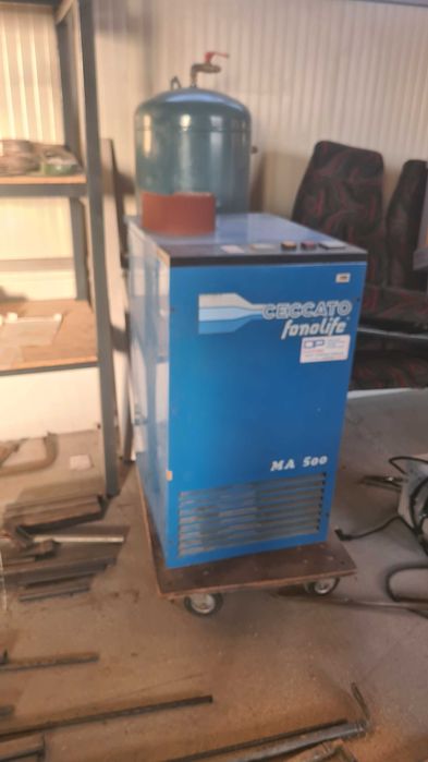 Vând compresor CECCATO MA 500 Hateg • OLX.ro