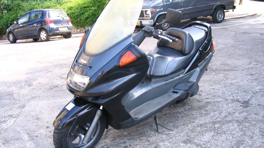 Yamaha Majesty 250 (96-03) и Majesty 400 на ЧАСТИ. гр. Варна Бриз • OLX.bg
