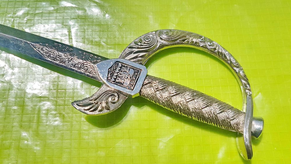 E151-Sabie Mica Stema Lourdes Model Toledo Gravura. Timisoara • OLX.ro