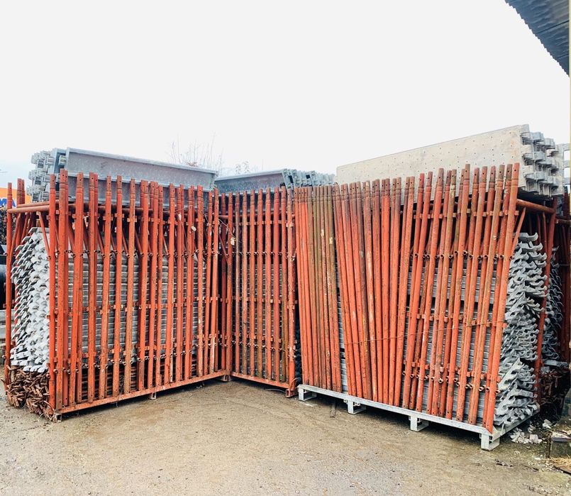 Schela metalică - Panou cofraj Doka - Vând Suceava • OLX.ro