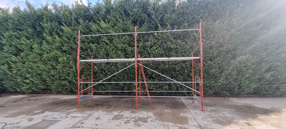 Schela fixa pentru fatada, schela metalica de exterior pasul de 1,8 m ...